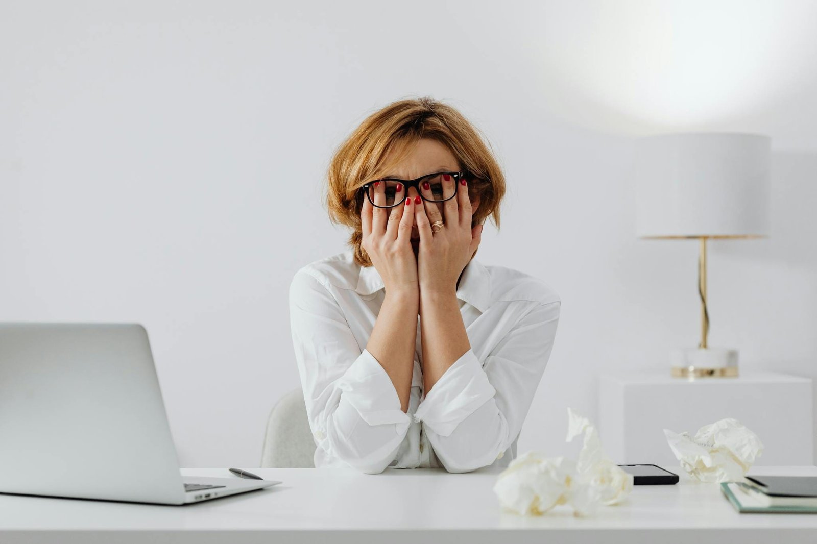 What Are Ghost Jobs and How They Affect Your Job Search - Clueo Clinical